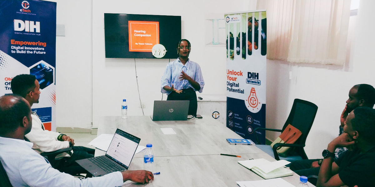 Career – eTech S.C.